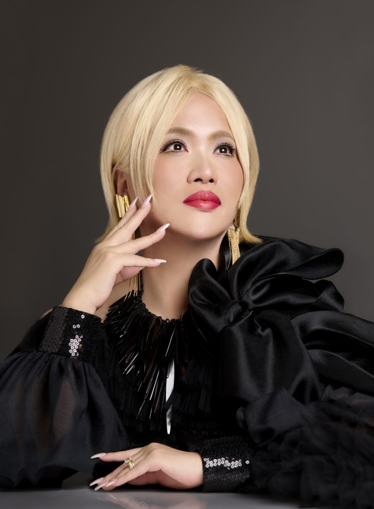 IKKOさん全面プロデュース「BIONIA」の新キービジュアル登場！待望の「美容液ミスト」新発売で、更なる感動体験をお届け！｜ニュース｜キューサイ 企業サイト